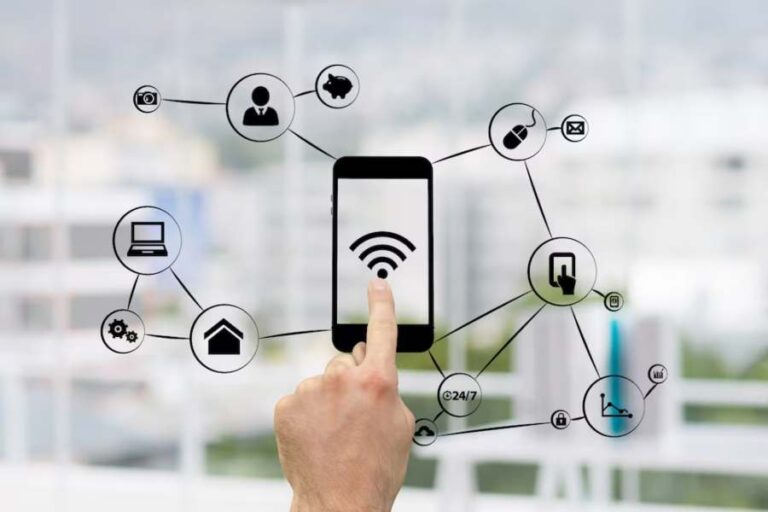 What Are the 5 Different Types of Mobile Networks: Key Features & Uses